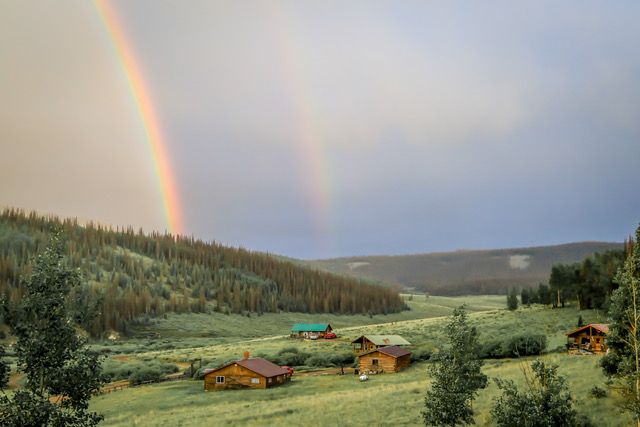 FAQs — Oleo, a Silver Hook Ranch • Colorado Vacation Cabins