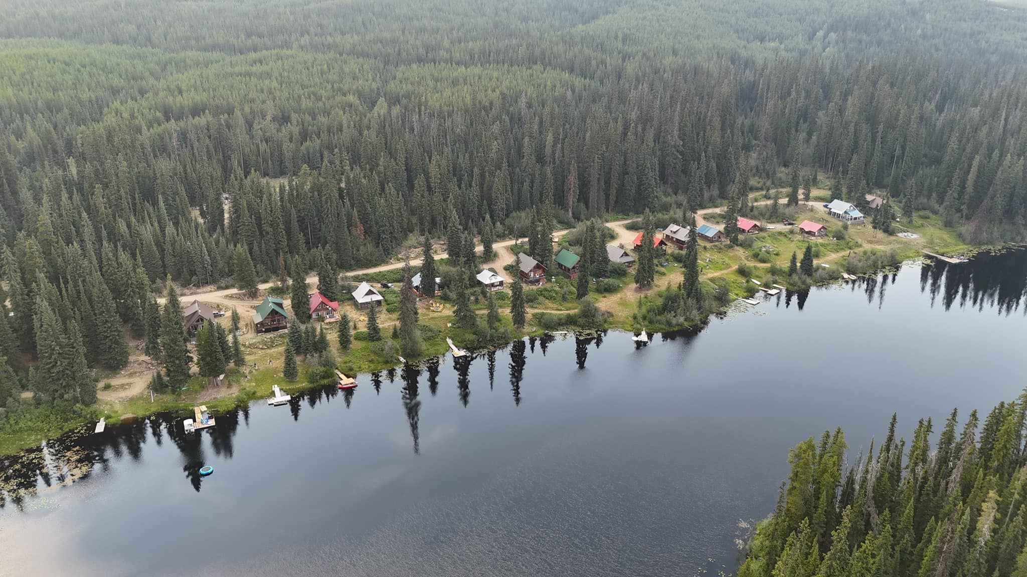 Lakeside Cottages — Dee Lake Wilderness Resort