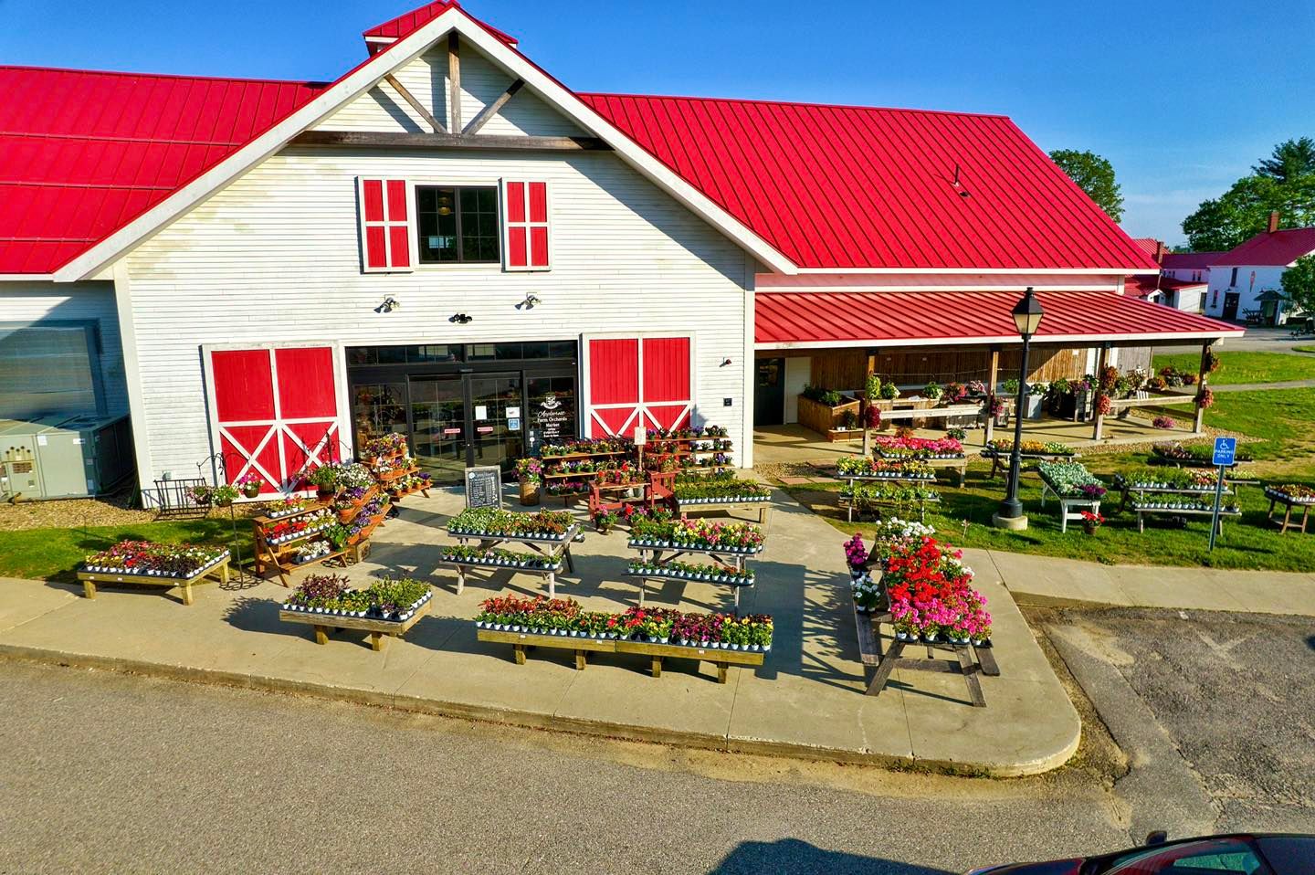 Apple Crest Farm Orchards — Hampton House Short Term Rental Property