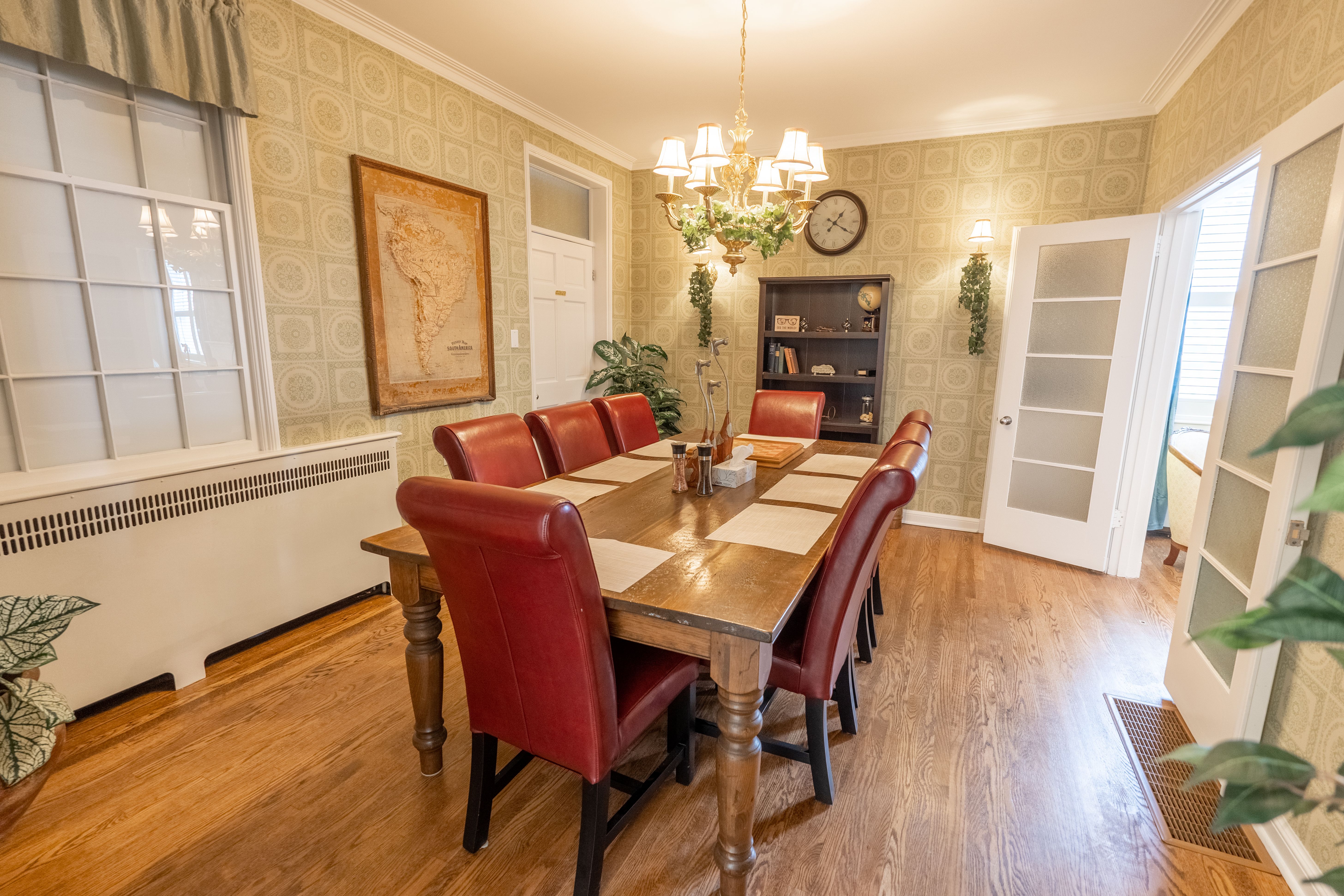 About Us — Cardinal Inn