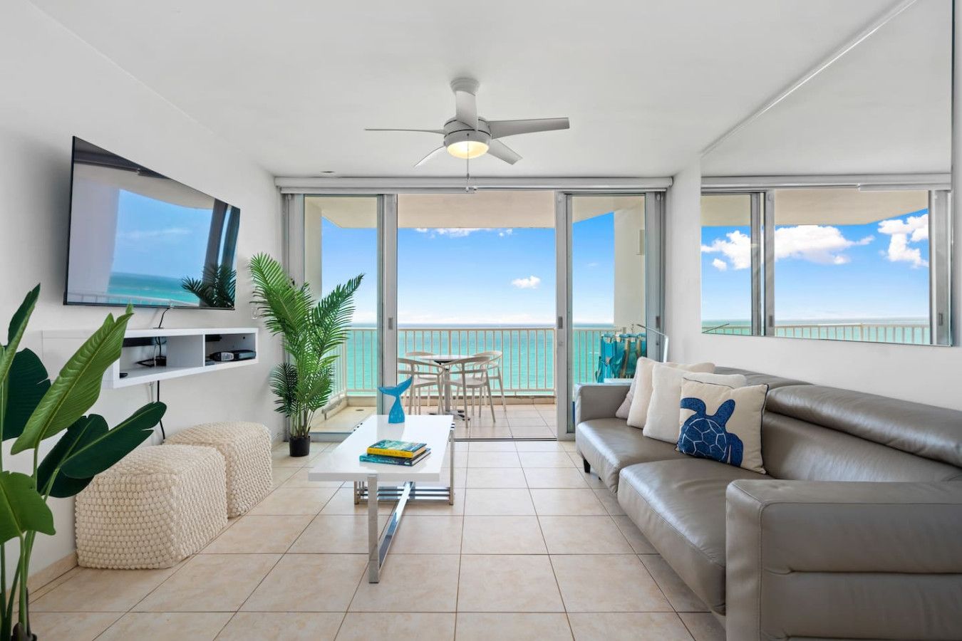Beachfront 2b/2b * Isla Verde * Marbella Oeste
