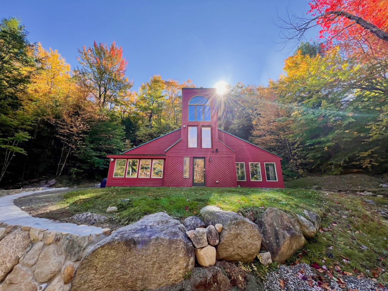 Luxurious & Lofty Mountain Retreat!