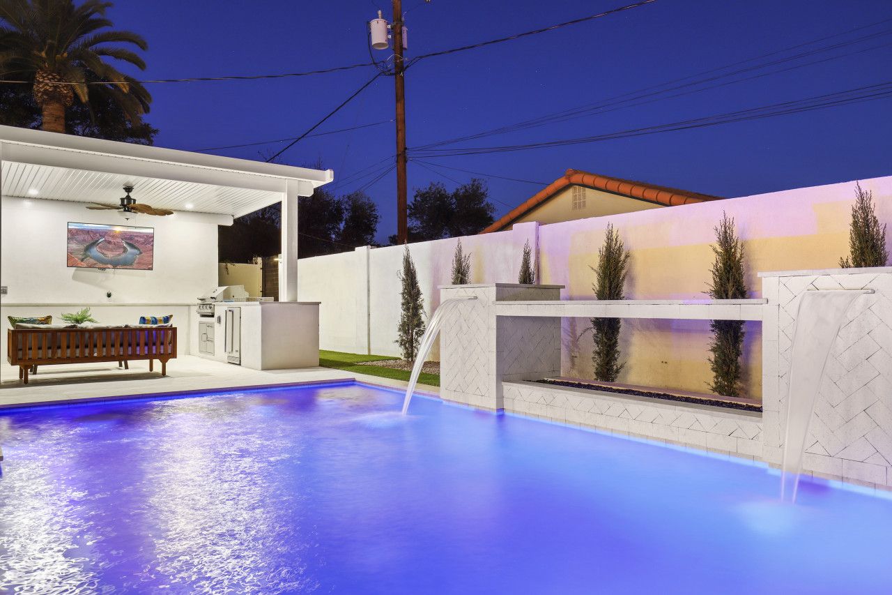 Newly Remodeled Outdoor Living Space! Heated Pool!