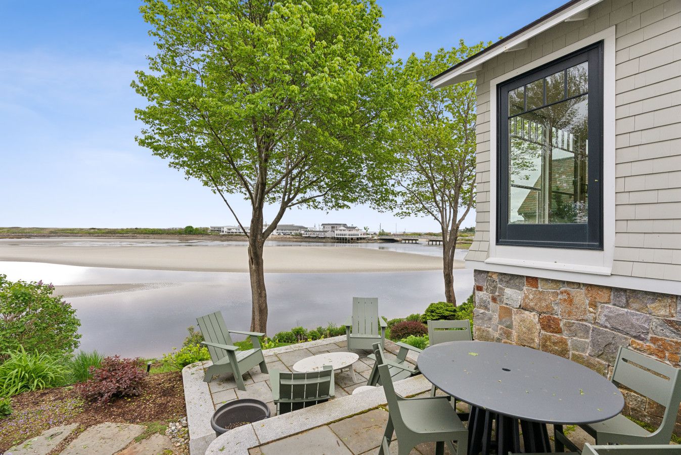 Stylish Ogunquit Hideaway - Waterfront - Walk to Beach and Town