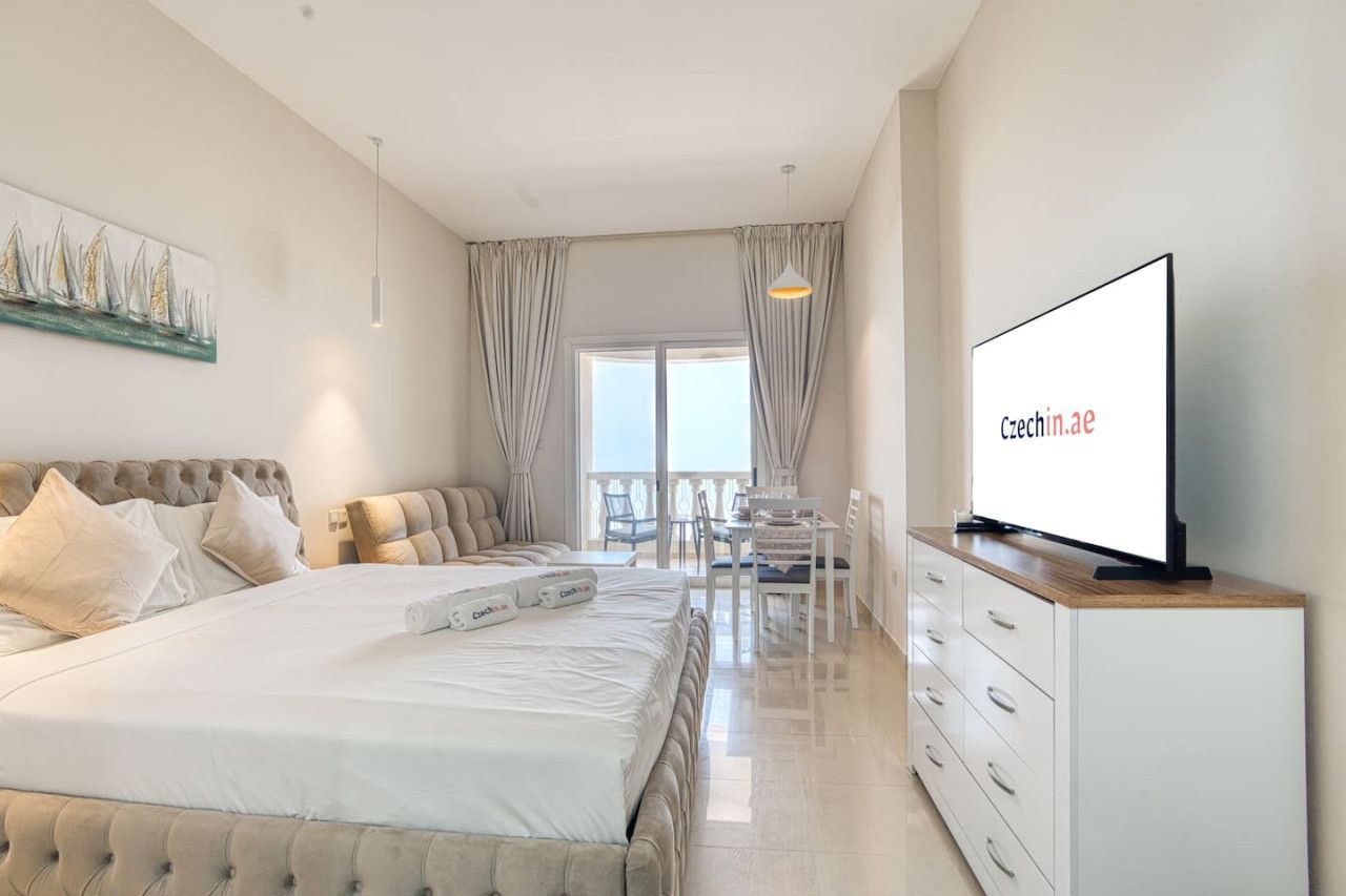 Brand New | RB4 | Sea View