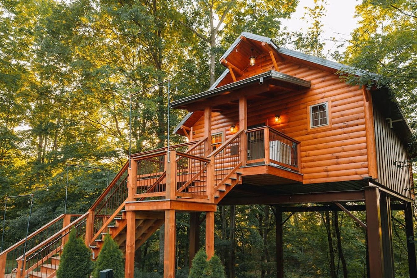 Cricket Hill Treehouse C