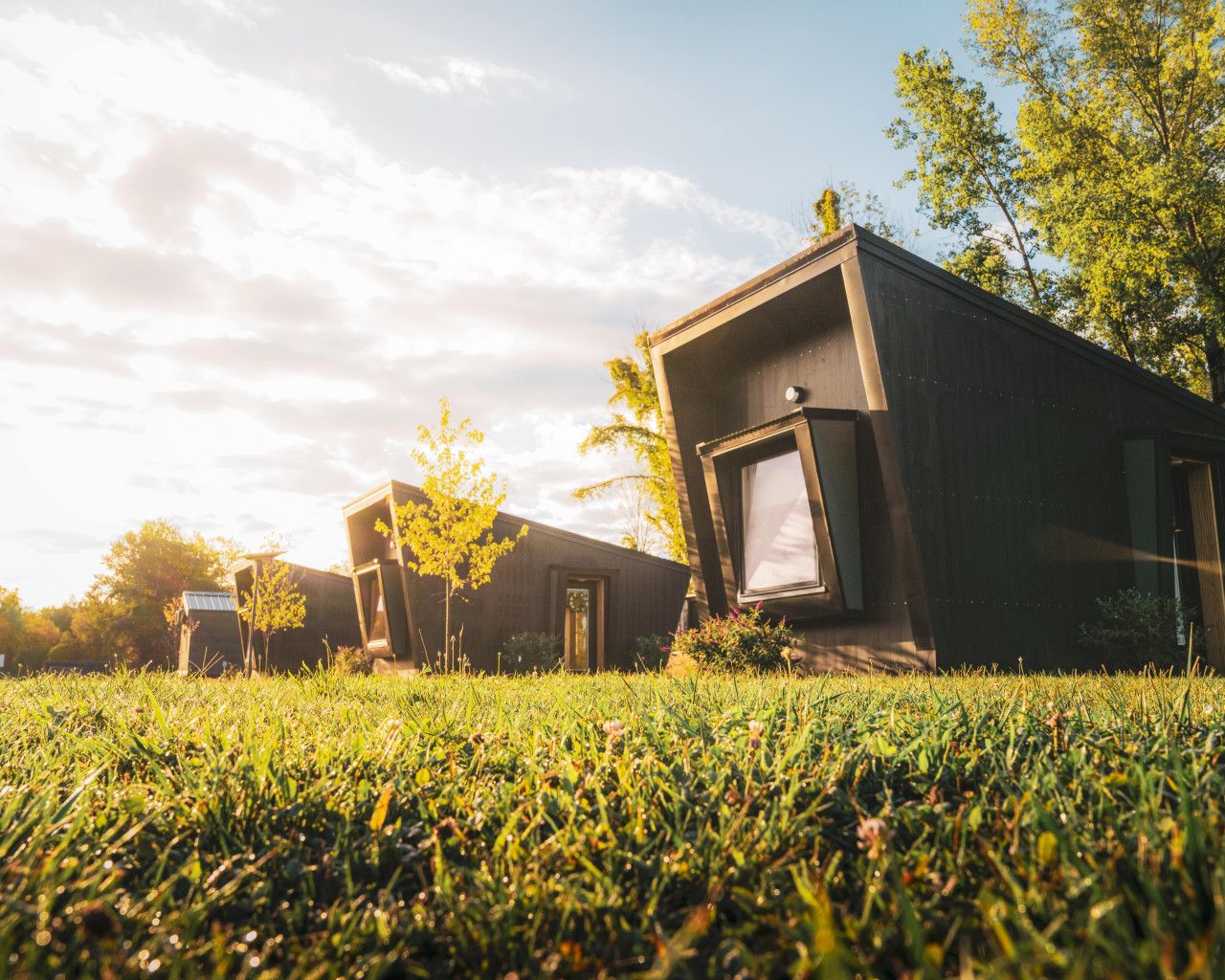 Fern and Flame Villa with with Private Hot Tub