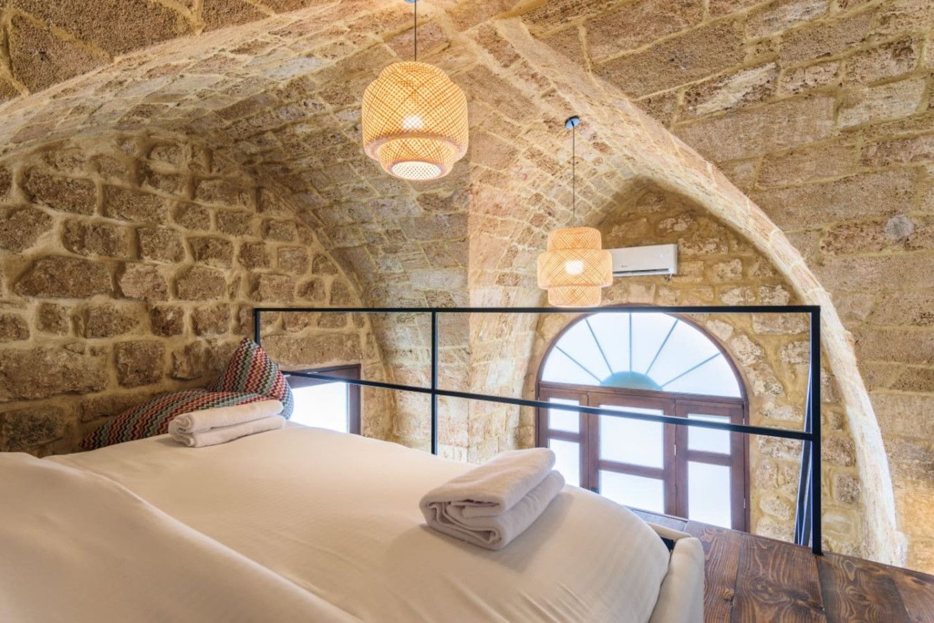 Arcades 2 de Bahsa, Batroun - House 30 sq. m for Rent in Batroun | Stayinn