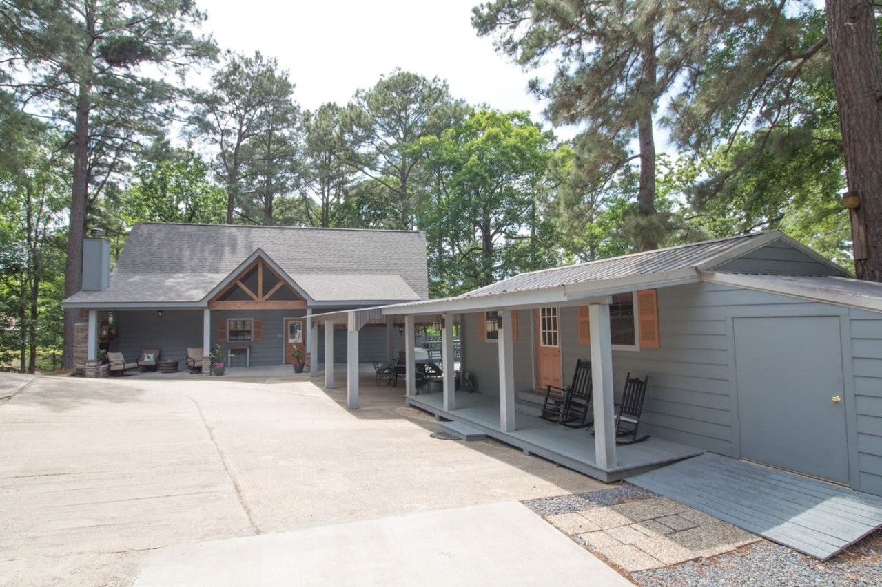 Bayview Lodge